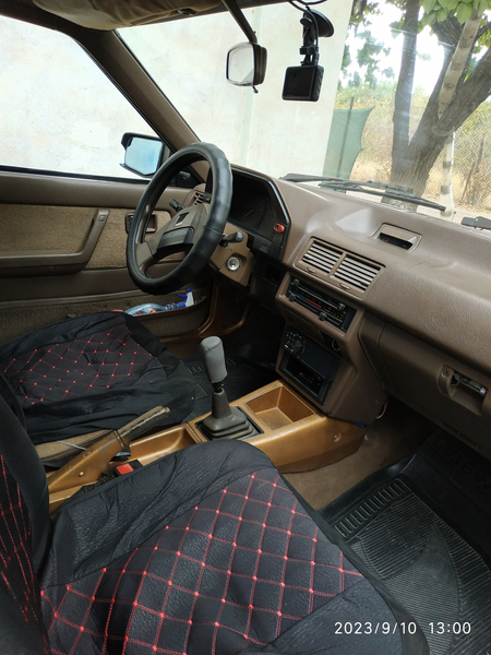 Продам автомобиль Mazda 626.