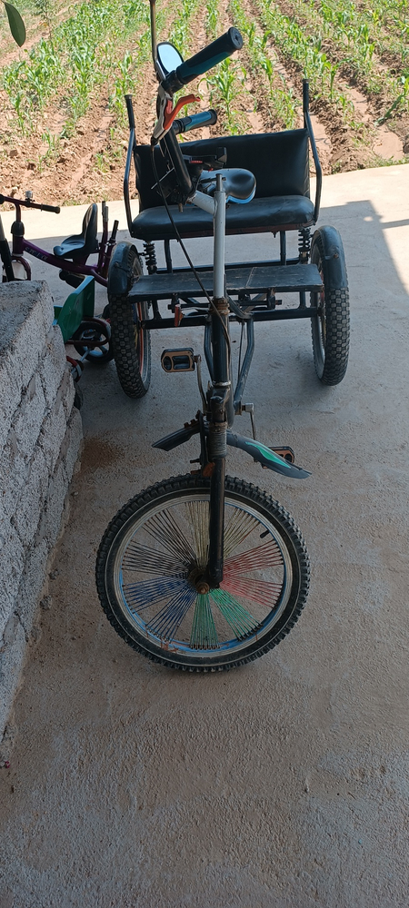 Velosiped sotiladi uch balonli razmeriy 24  agar sukutir bo'lsa barter