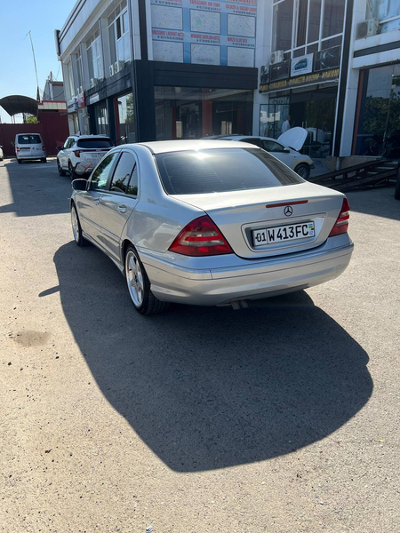 Mersadez benz 203