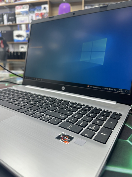 HP Ryzen 5 5625U   1 kun ishlagan