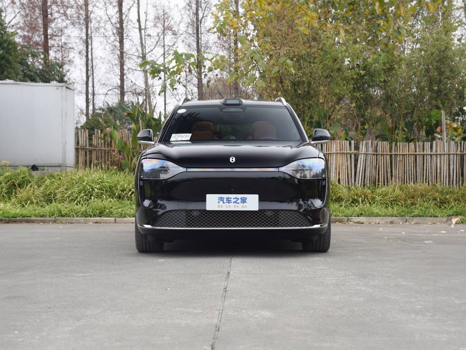 Gonzo Motors - Aito M9 Ev