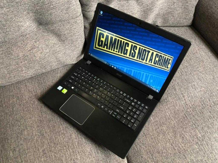 ACER E5 576 noutbuk, core i3 6006, 6/128 gb SSD m2+1000 gb HDD + 2 vid