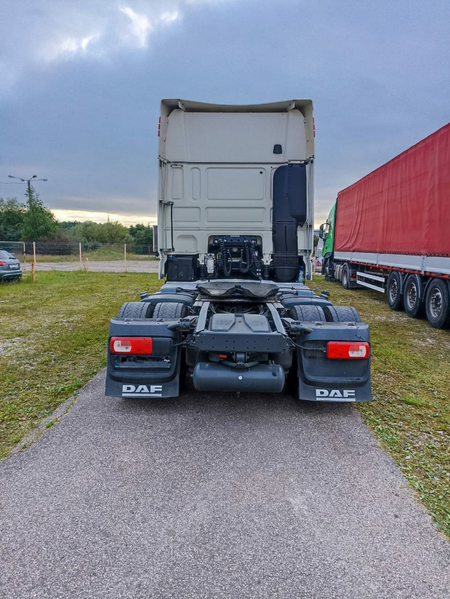 Продам тягачь Daf  и прицеп Krone .