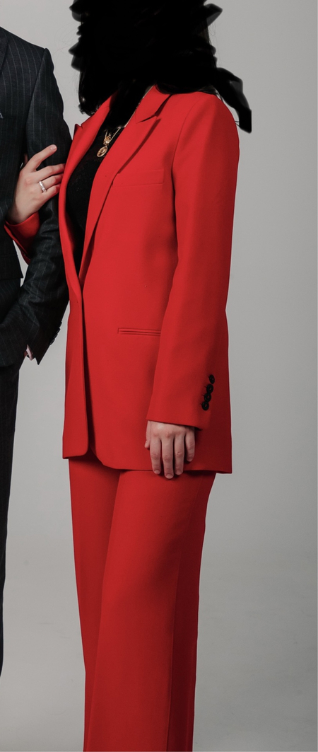 Продам красный костюм двойку ZARA