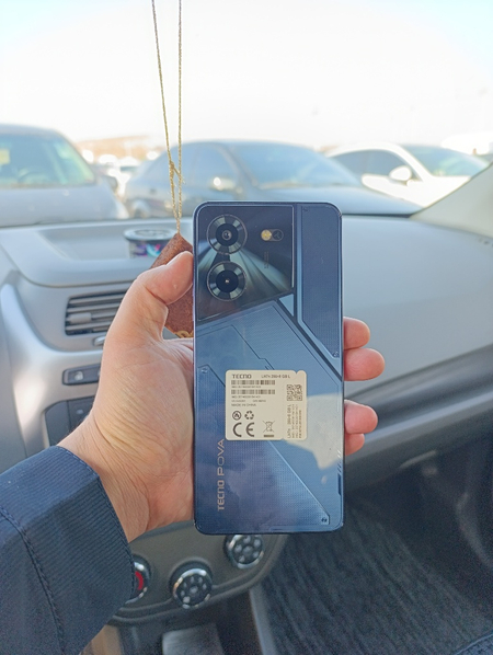 Telefon smartfon Tecno Pova 5 8/256GB holati ideal full komplektatsiya