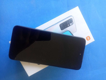 Redmi 10 2022 holati yaxshi
