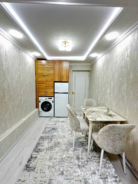 продам квартиру чиланзар 5 кв 1//3/5 45000