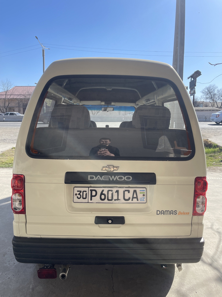 Damas 1     2006
