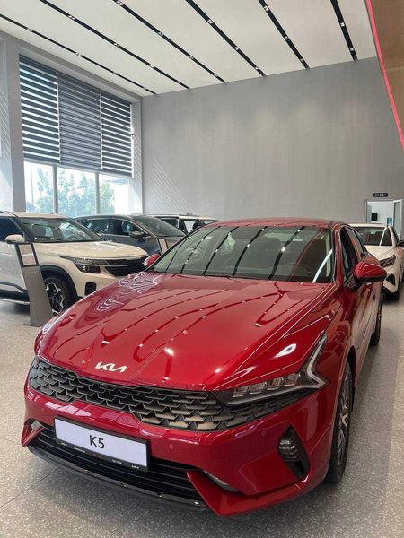 KIA K5 prestige special piyoda yurishdan charchaganla uchun zor tanlov
