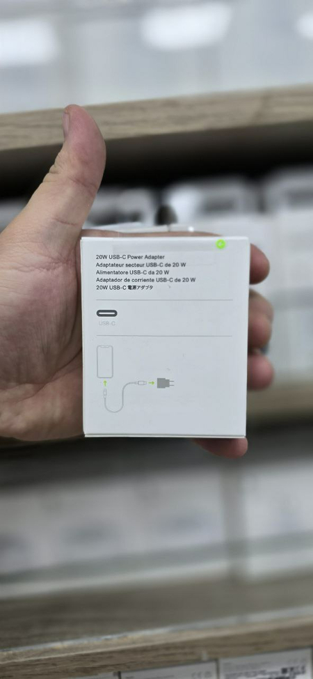 Apple Adapter 20 W Original 100 % 

1 Yil garantiya

Golovka 250.000 s