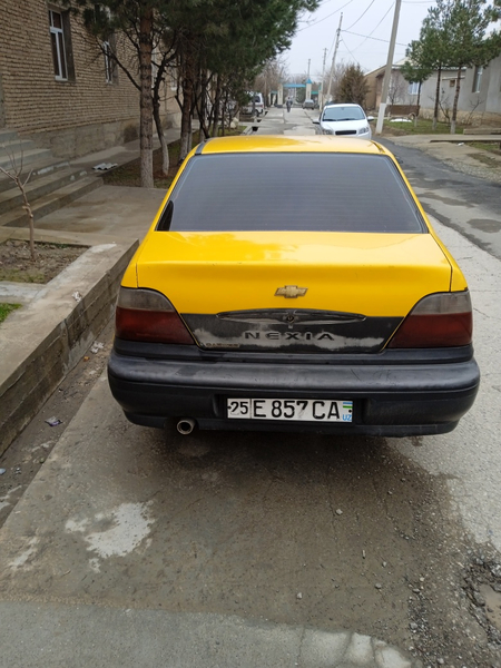 Нексия 1 1998 йил сотлади
