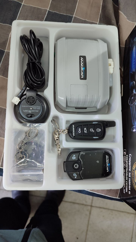 MAGICAR 909 s ..