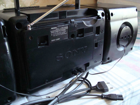 SONY - W 480 S . Магнитола.