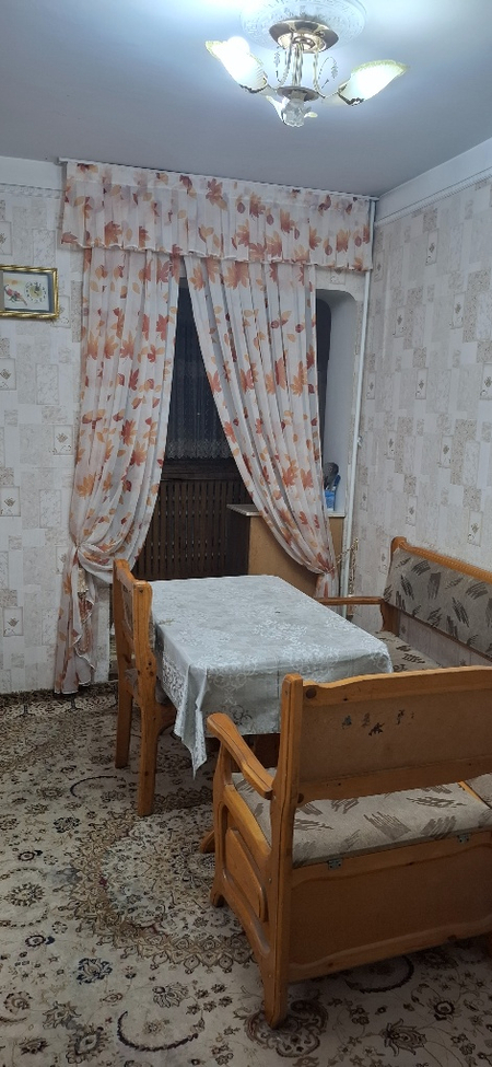 Sergeli 8 da 2 xonali 3 xonasi bor kvartira ijaraga beriladi