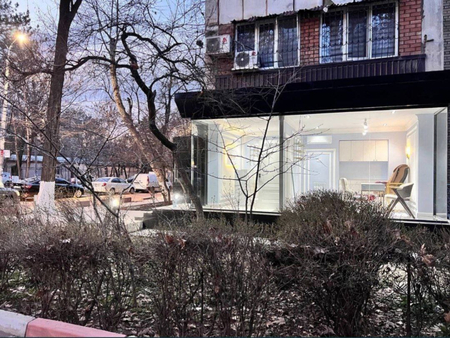 Ц2 Алайский / 65м2 Готовый / Шоурум / С Арендатором 1800$