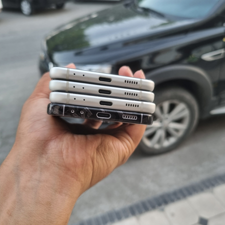 Samsung galaxy flip 3