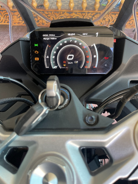 Cf moto 450 SR (ABS) Injektor 2024 yil 700 km prabeg