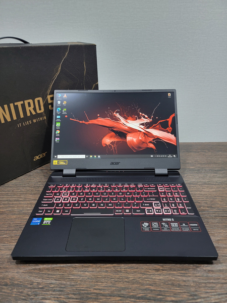игровой ноутбук HP Gaming Pavilion-15, для игр и графических программ,