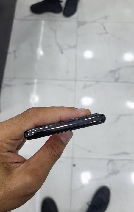 Srochni iphone 11 pro 80%  ideal