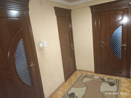 3-микр 2/1/3 напротив ресторан Балзак.Ғиштли квартира.