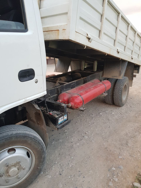 Isuzu sotiladi 2004 y avtobusdan yegʻilgan