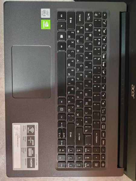 Notbook acer srochno sotiladi