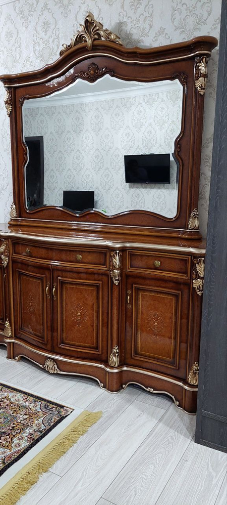 Продаётся комод. Китай