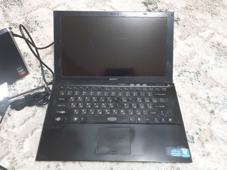 Sony VAIO Intel Core i5-2410M 13.1