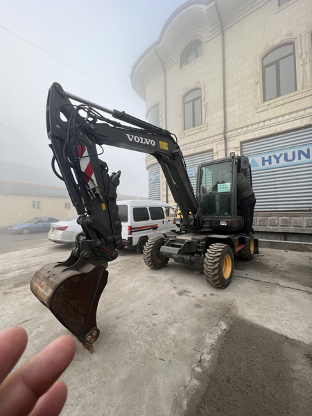 Ekskavator xizmati