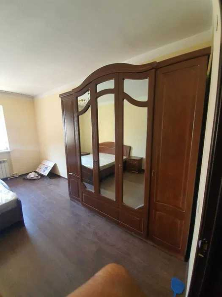 БУМ ижара 3 хонали квартира, Оилага, атиги 400$ id sh 851