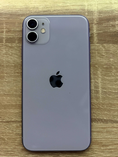 iphone 11   310$