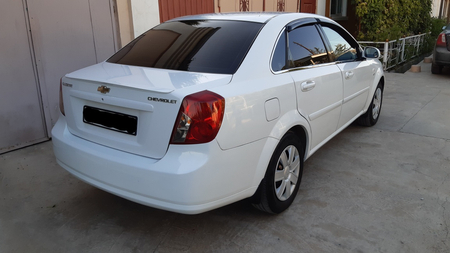 Продаётся Lacetti 1.8 вторая позиция механика