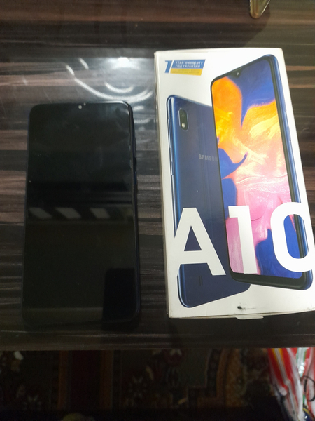 Samsung A 10. Tekshirib olish