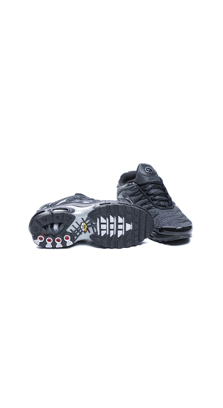 Кроссовки Nike NK0010, Черный
Сумма:350.000
Размер:41

Совреме