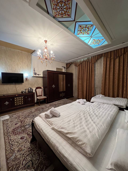Hotel , mexmonxona barcha qulayliklar mavjud