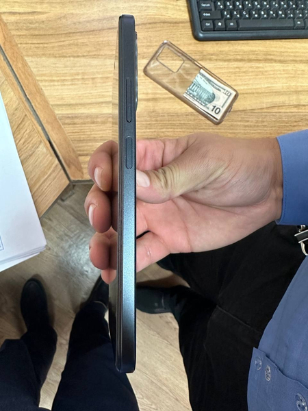 Xiomi note 12 //