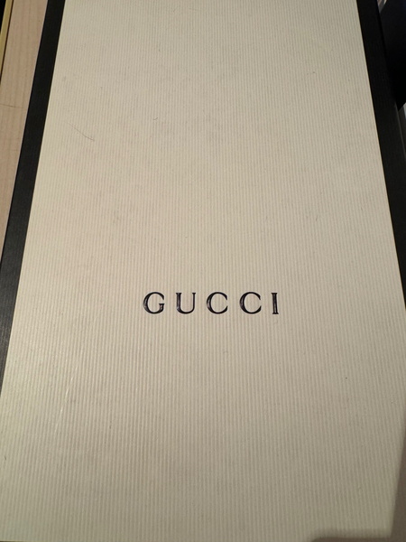 Босоножки Gucci идеально для Сарпы