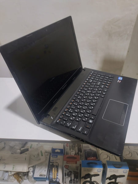 Lenovo  ноутбук сотилади