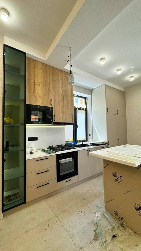 Коттедж, Шахристанская, Юнусабад, 1,1 сотка, 180 М², 5 комнат, 3 ур-ня