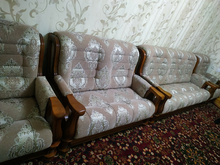 Yumshoq mebel sotiladi chinor 100%chinor daraxtidan