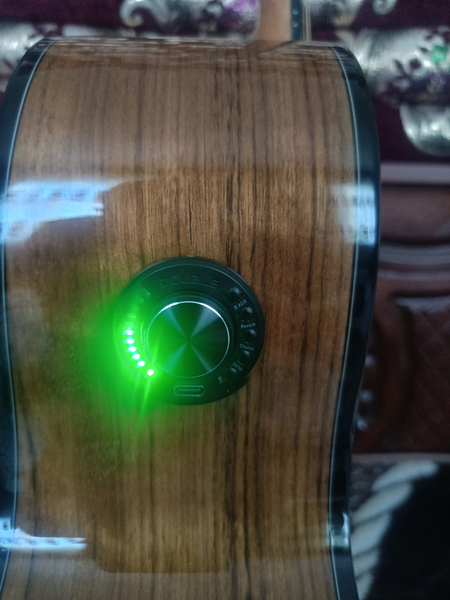 Smiger transakustika gitara sotiladi