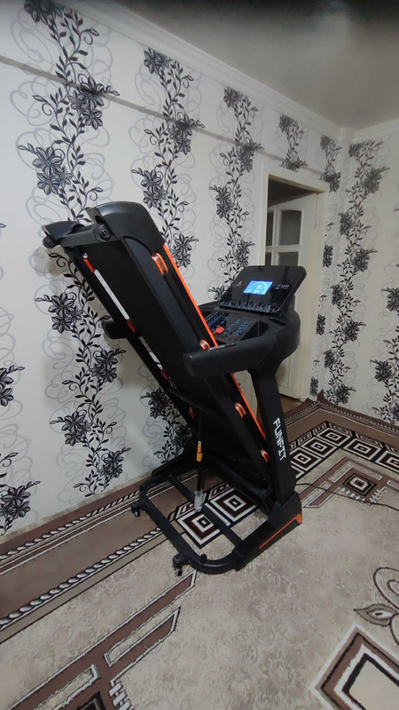 Продам беговую дорожку Funfit 2737. До 140 кг