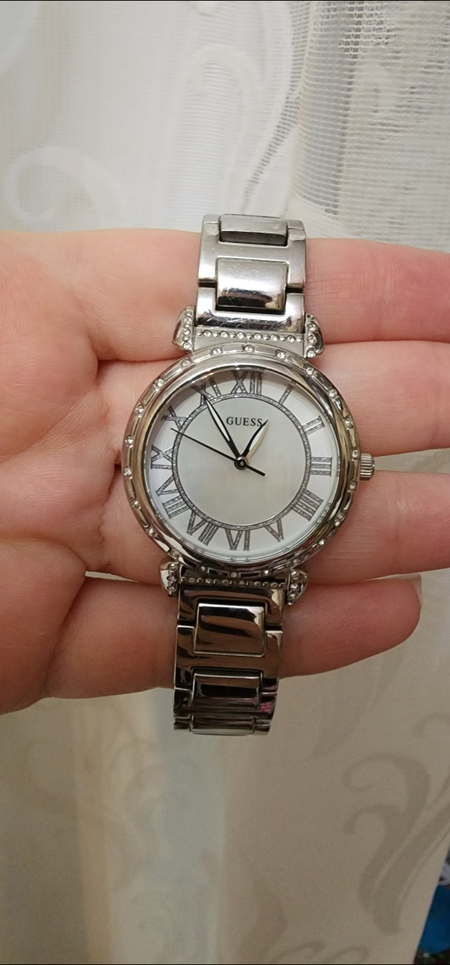 Часы женские GUESS оригинал пользованы пару раз!