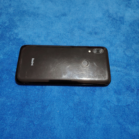 Redmi 7 sotiladi