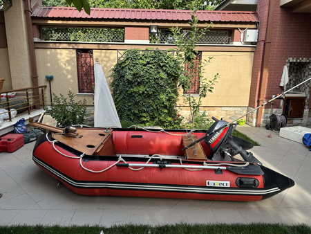 резиновая лодка с мотором