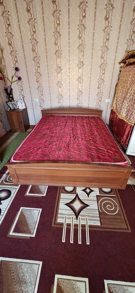 Мебел сотилади ...