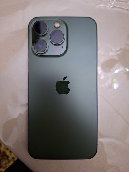 Iphone 13 pro green
