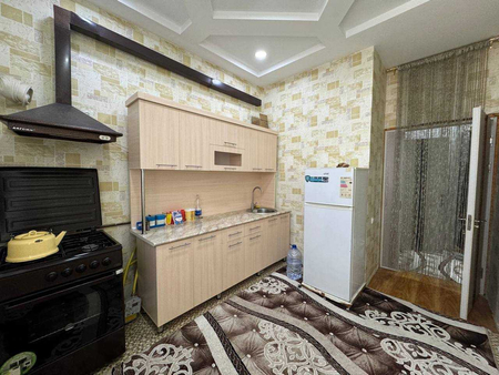 1 xonali 3-qavat 40 m2 uy sotiladi.