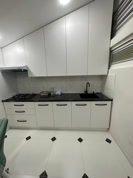 Срочно продается 2 ком квартира Яшнабадский район Новостройка