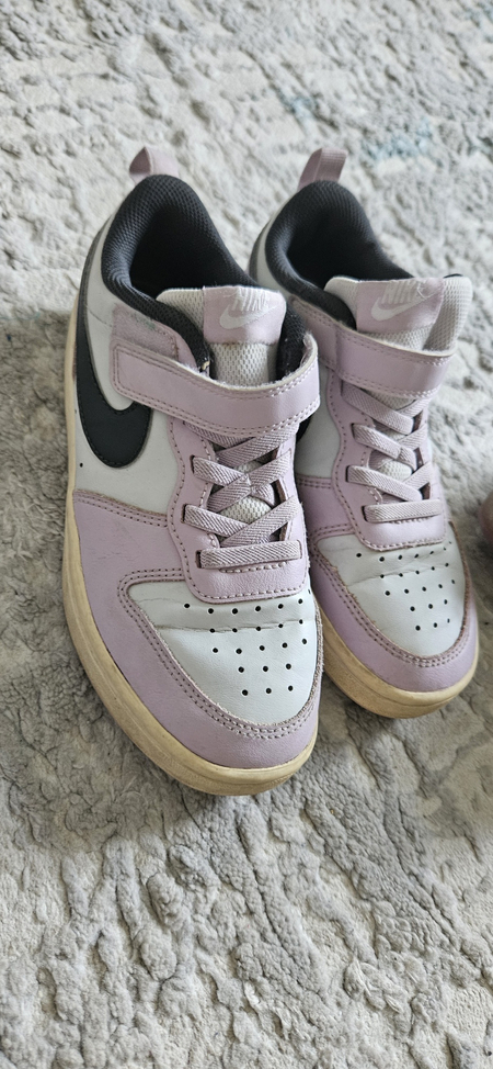 Кросовки для девочки Nike 33 р